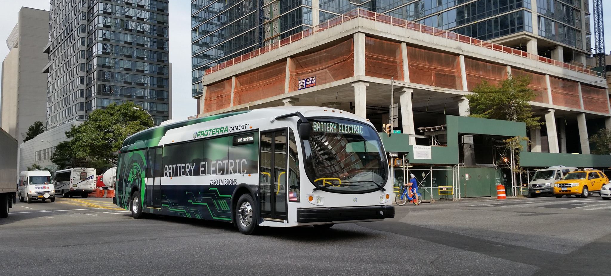Proterra's new all-electric bus, the Catalyst XR, drove 258 miles on a ...