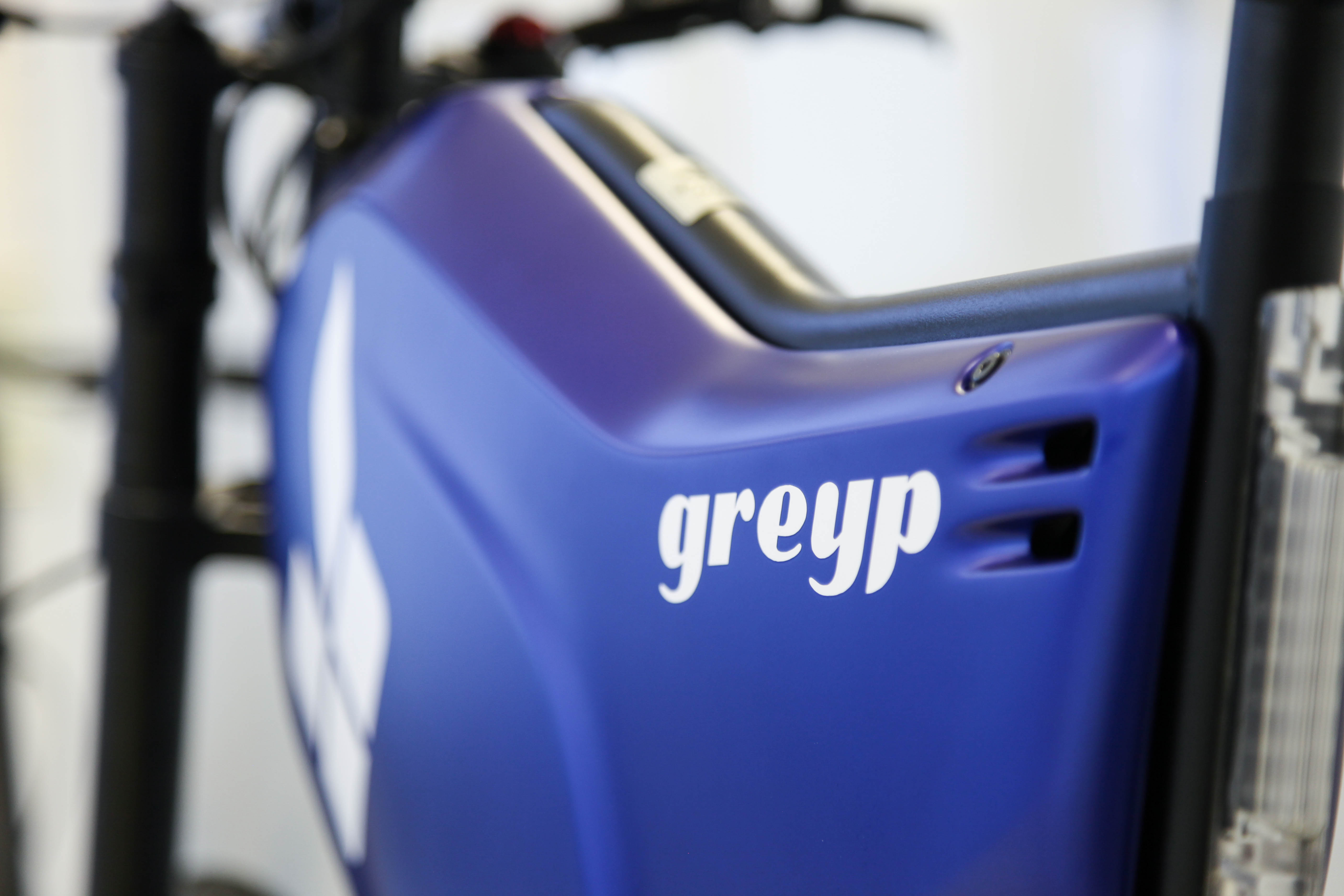Rimac unveiled its second generation ebike: the Greyp G12s [specs and ...