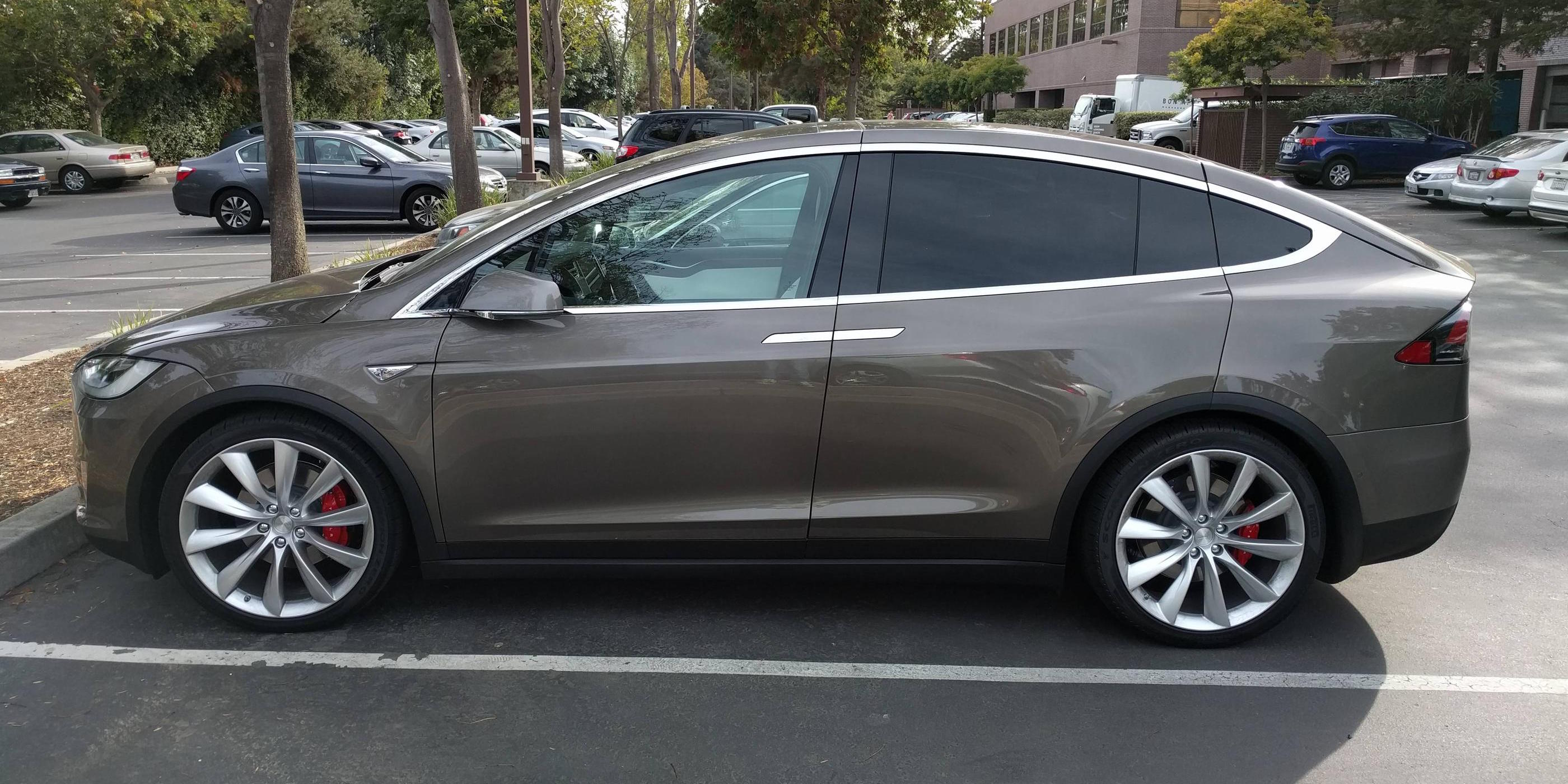 Production brown/beige Model X in the wild [Gallery] | Electrek