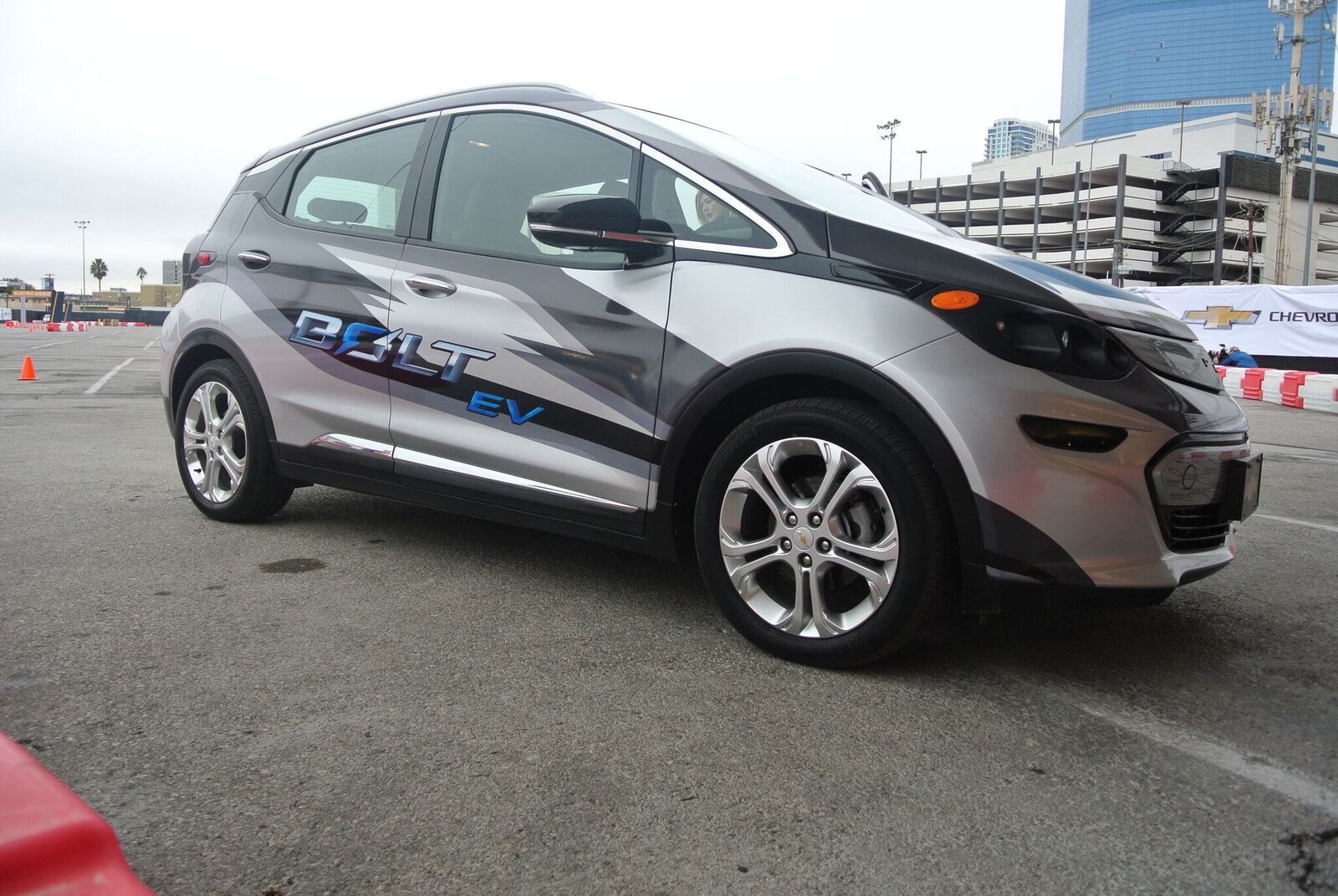 Chevy Bolt test drive: Speedy, 200+ miles of range, and lots of goodies ...