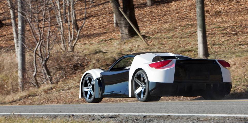 Tomahawk all-electric supercar set for 2018 production: 370-mile range ...