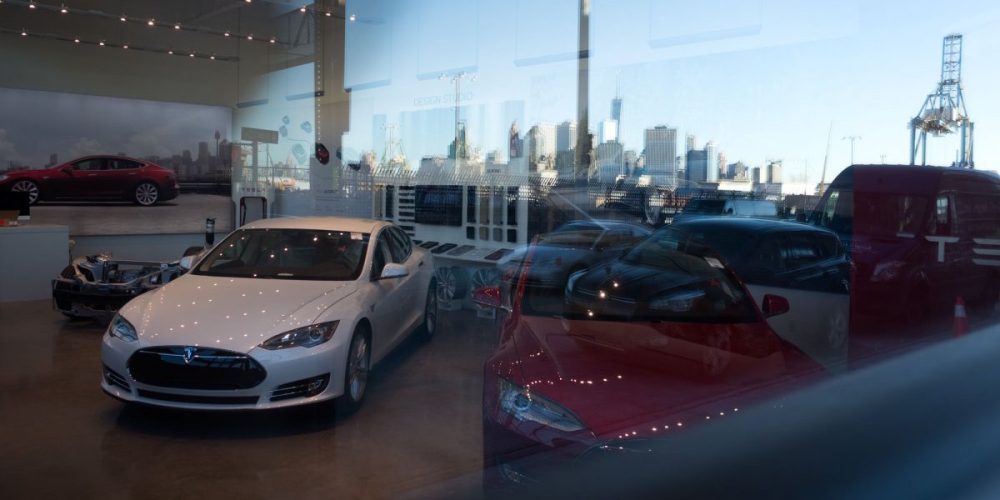 Manhattan will soon have more Tesla chargers than gas stations, and 1st ...