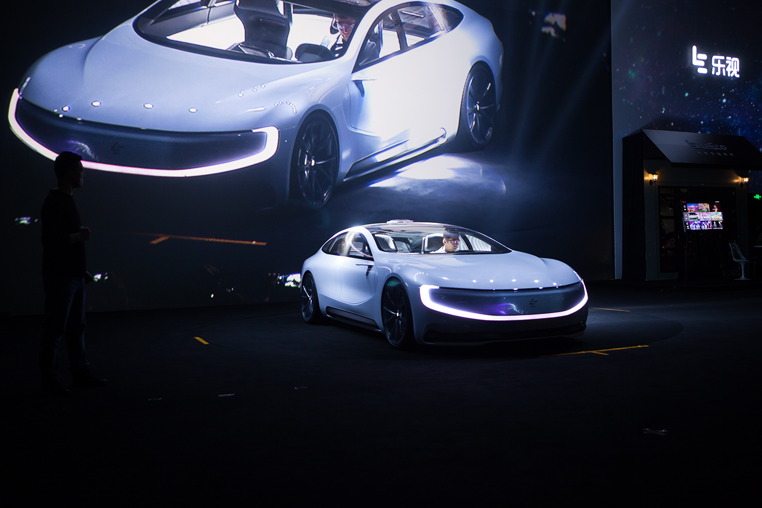 LeEco shows off its 'LeSEE' all-electric car concept [Gallery] - Electrek