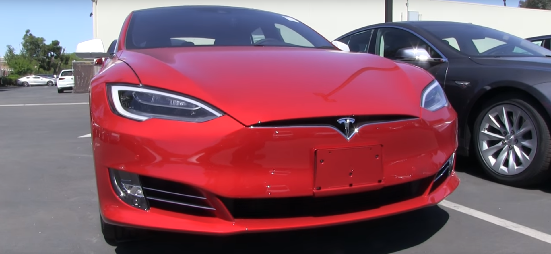 A close look at the updated Tesla Model S with new front fascia ...