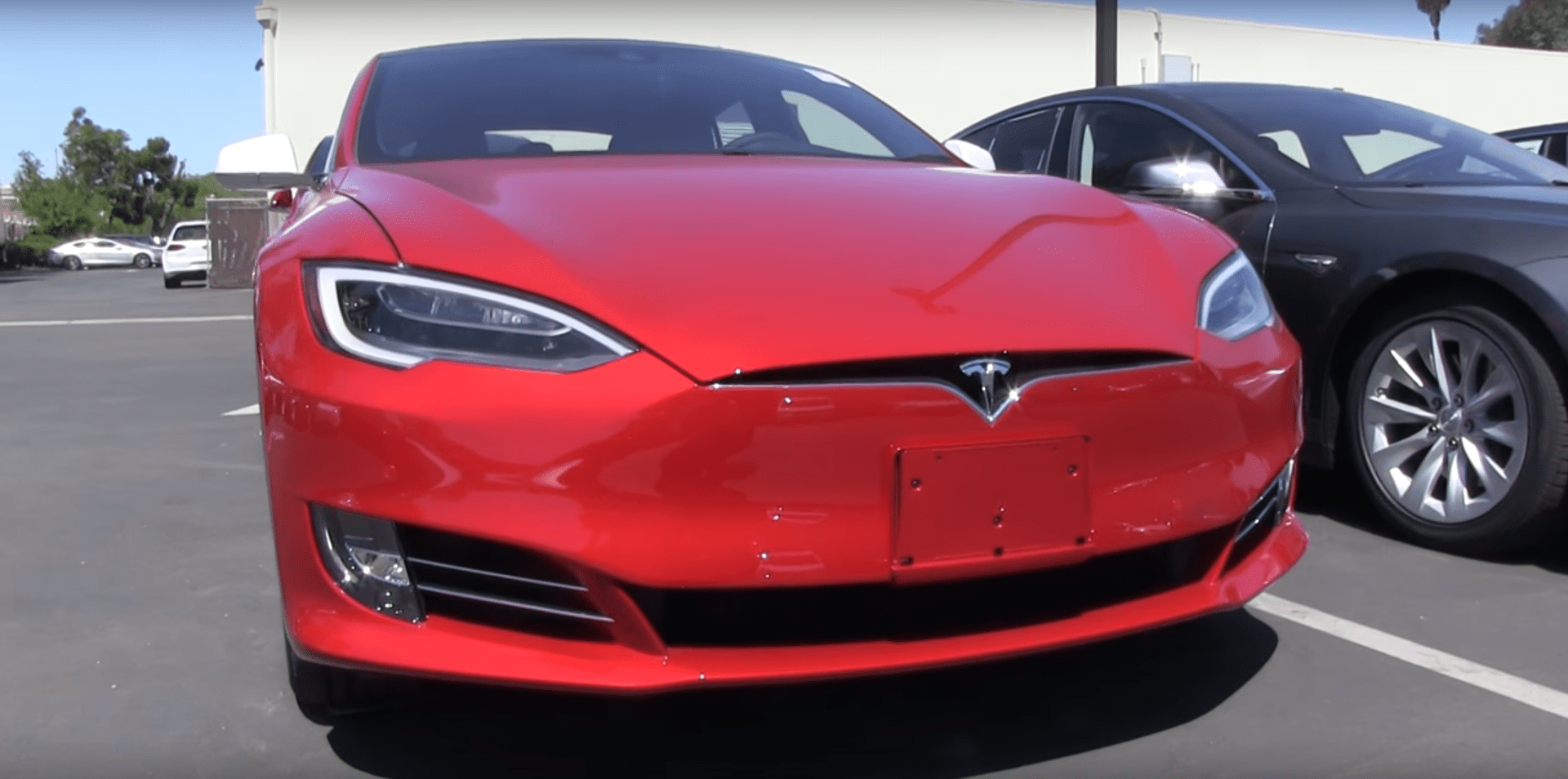 A close look at the updated Tesla Model S with new front fascia ...