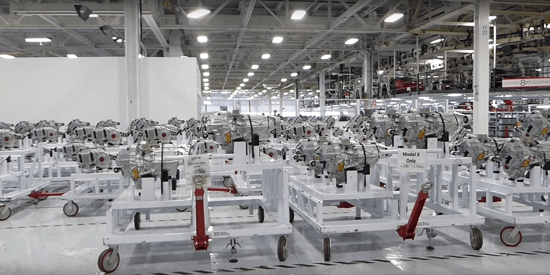 New footage of the Tesla Model X assembly line in Fremont Factory ...
