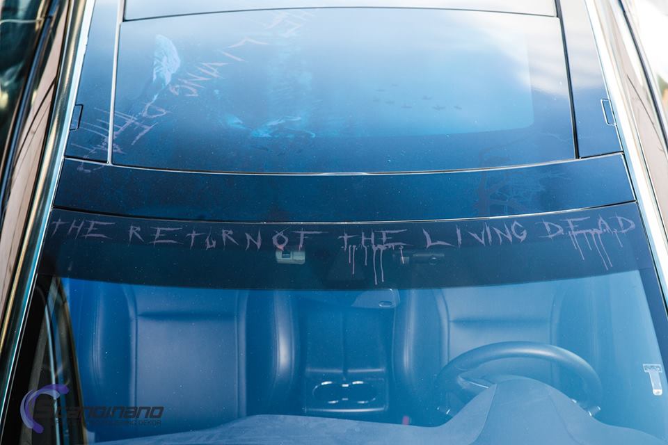 A zombie-themed Tesla Model S to blend in during the apocalypse ...