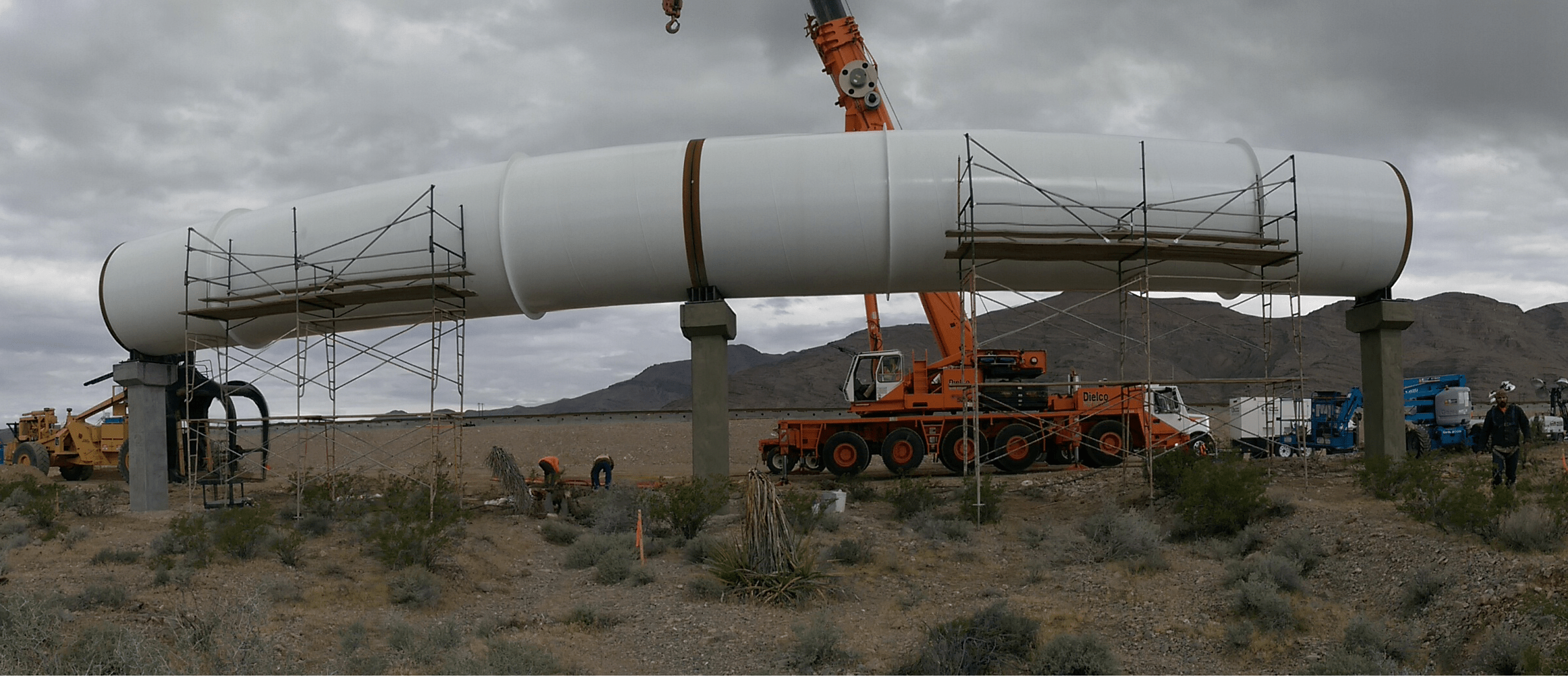 A rivalry is born out of the race to create the first Hyperloop - Electrek