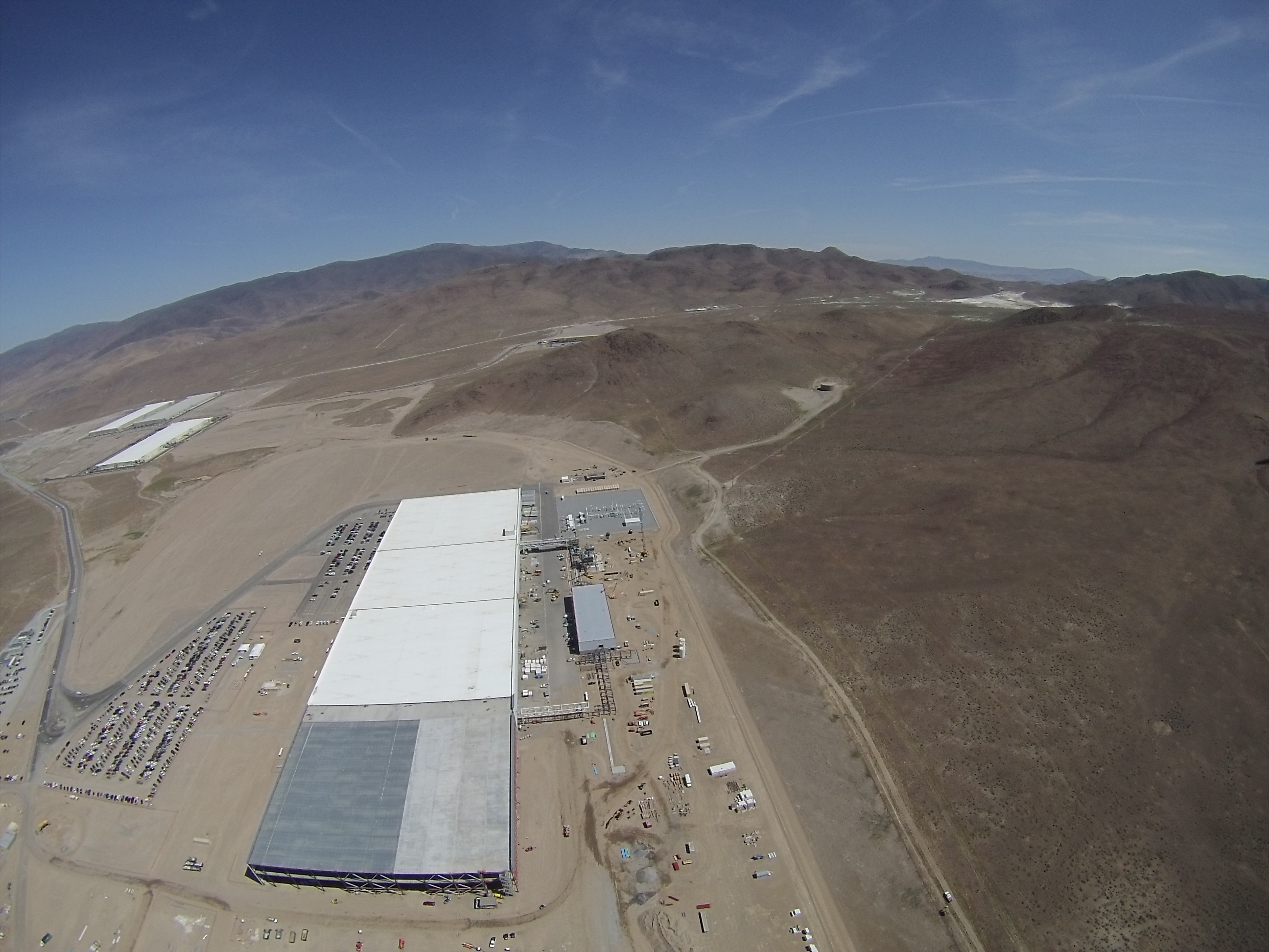 Tesla will add new section (5th) to the Gigafactory by December ...