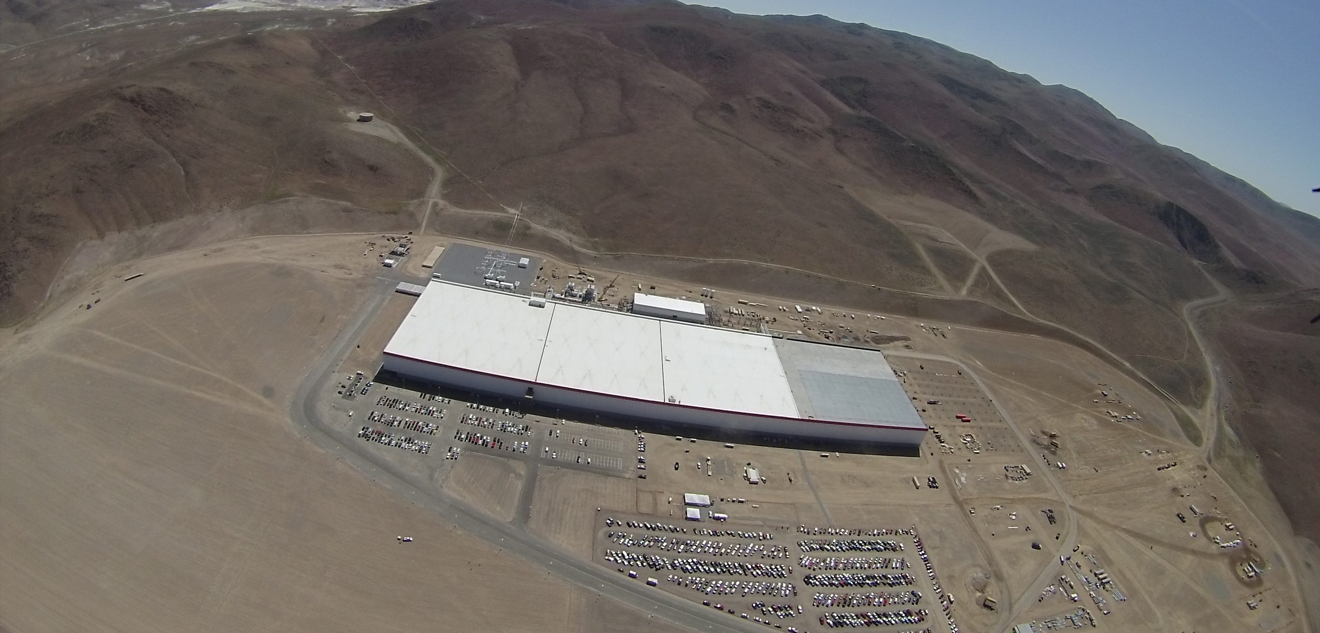 Tesla Gigafactory update with new aerial shots [Gallery: June 2016 ...