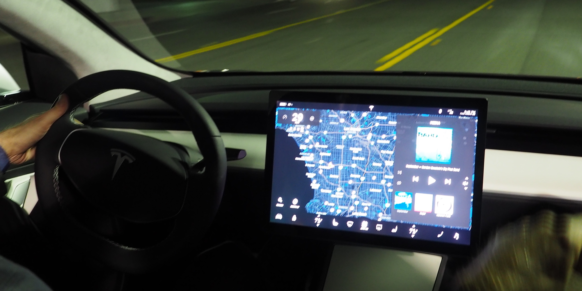 Exclusive on Tesla 8.0 update: new Autopilot features, biggest UI ...