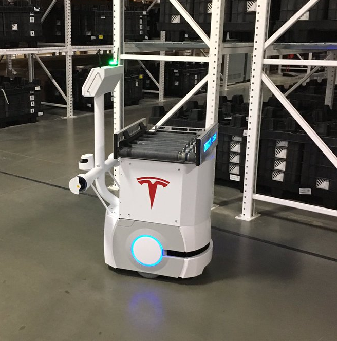 Tesla Gigafactory: a look at the robots and 'machine building the ...