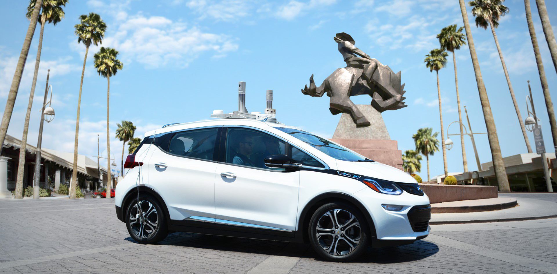 GM and Lyft aim to make autonomous taxis available in early 2019 | Electrek