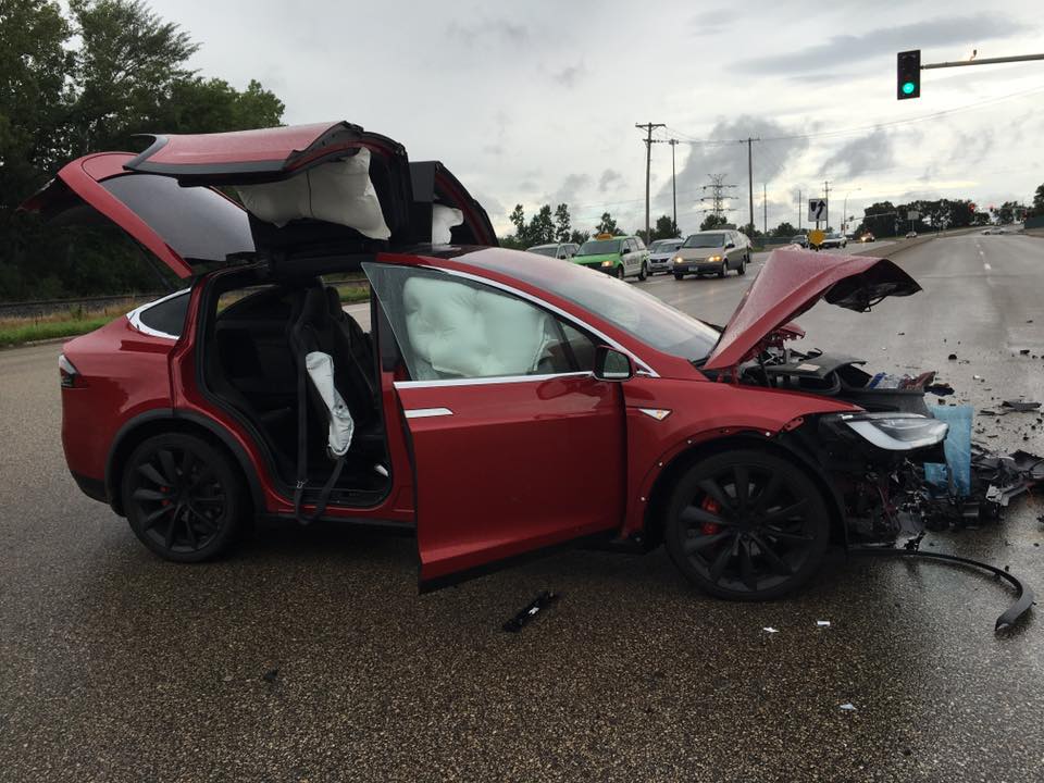 'I want my family back in a Tesla' says father after surviving severe ...