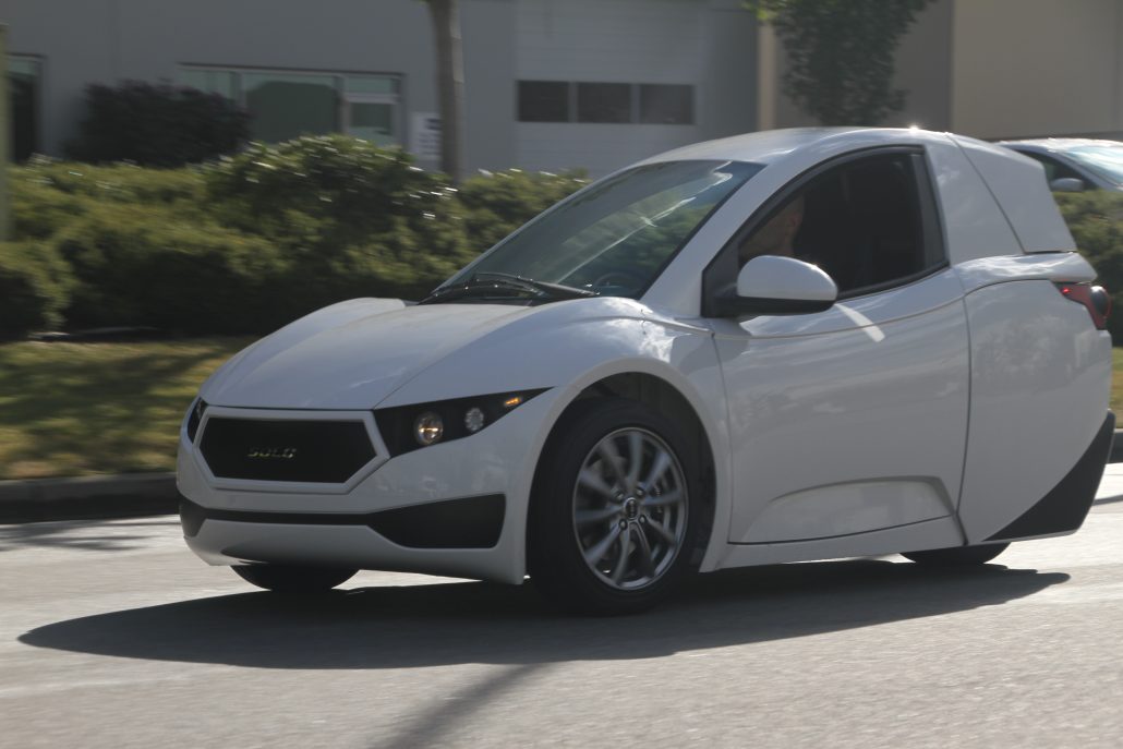 ­Electra Meccanica unveils the production version of the SOLO, a ...