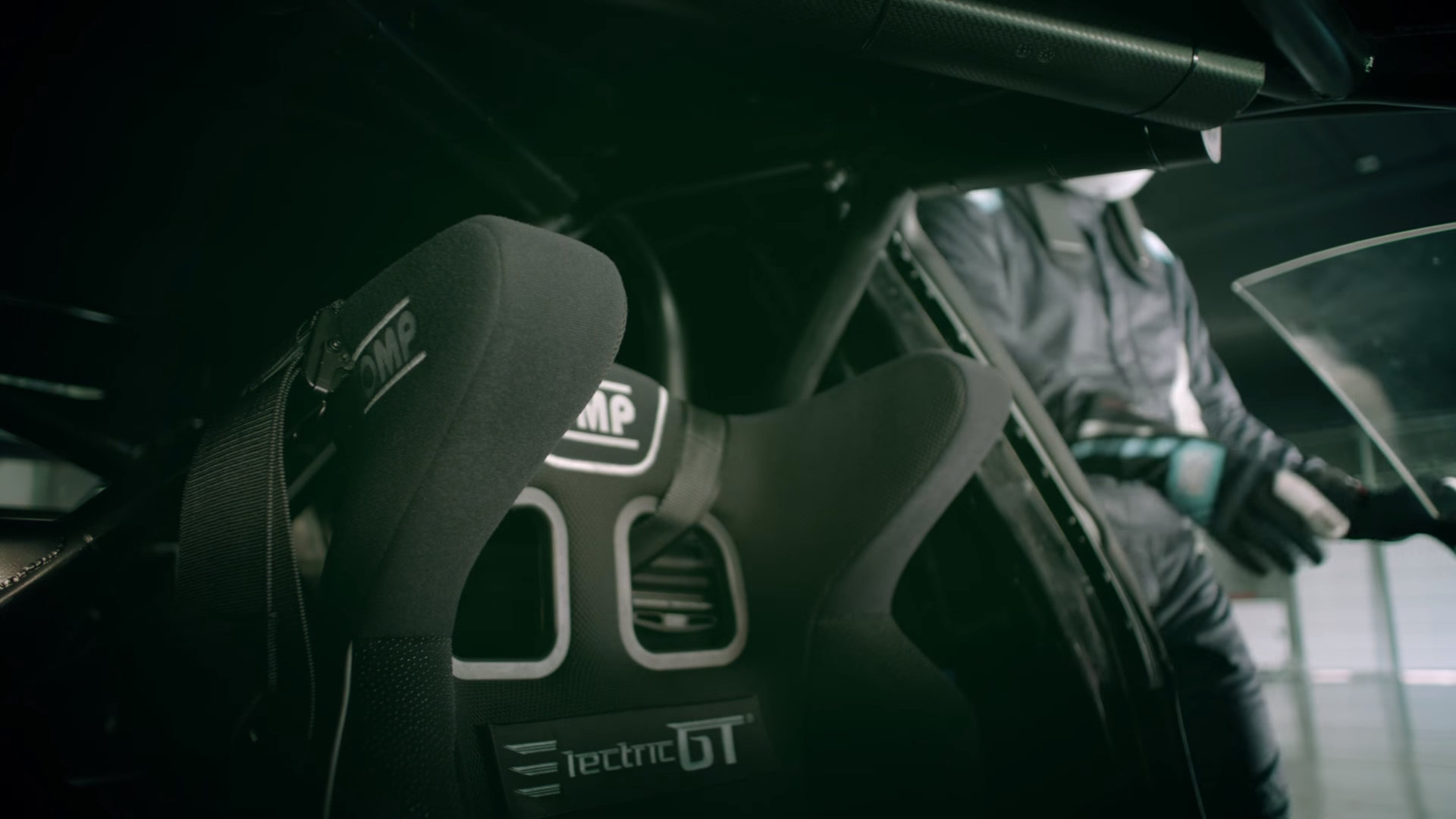 Electric GT unveils its modified Tesla Model S for its all-electric ...