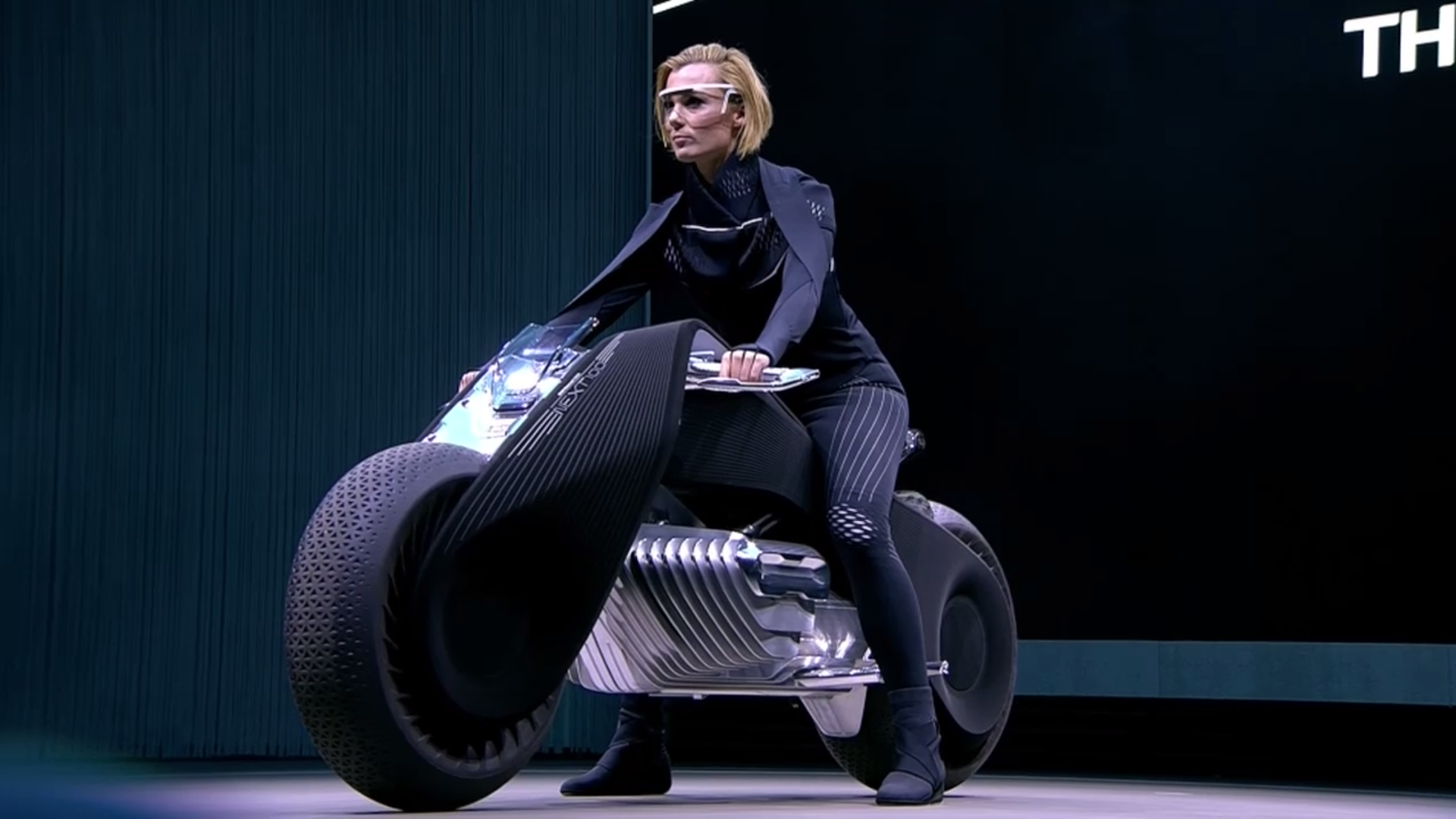 BMW unveils new self-balancing electric motorcycle concept amid rumored ...