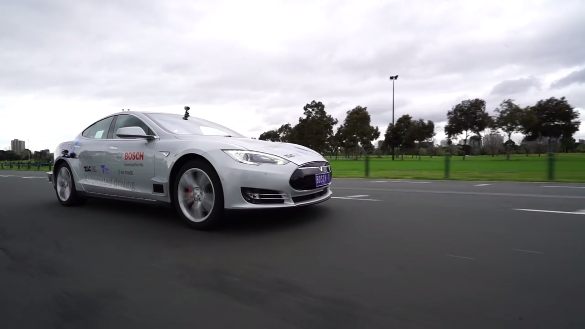 Bosch deploys a Tesla Model S self-driving prototype in Australia ...