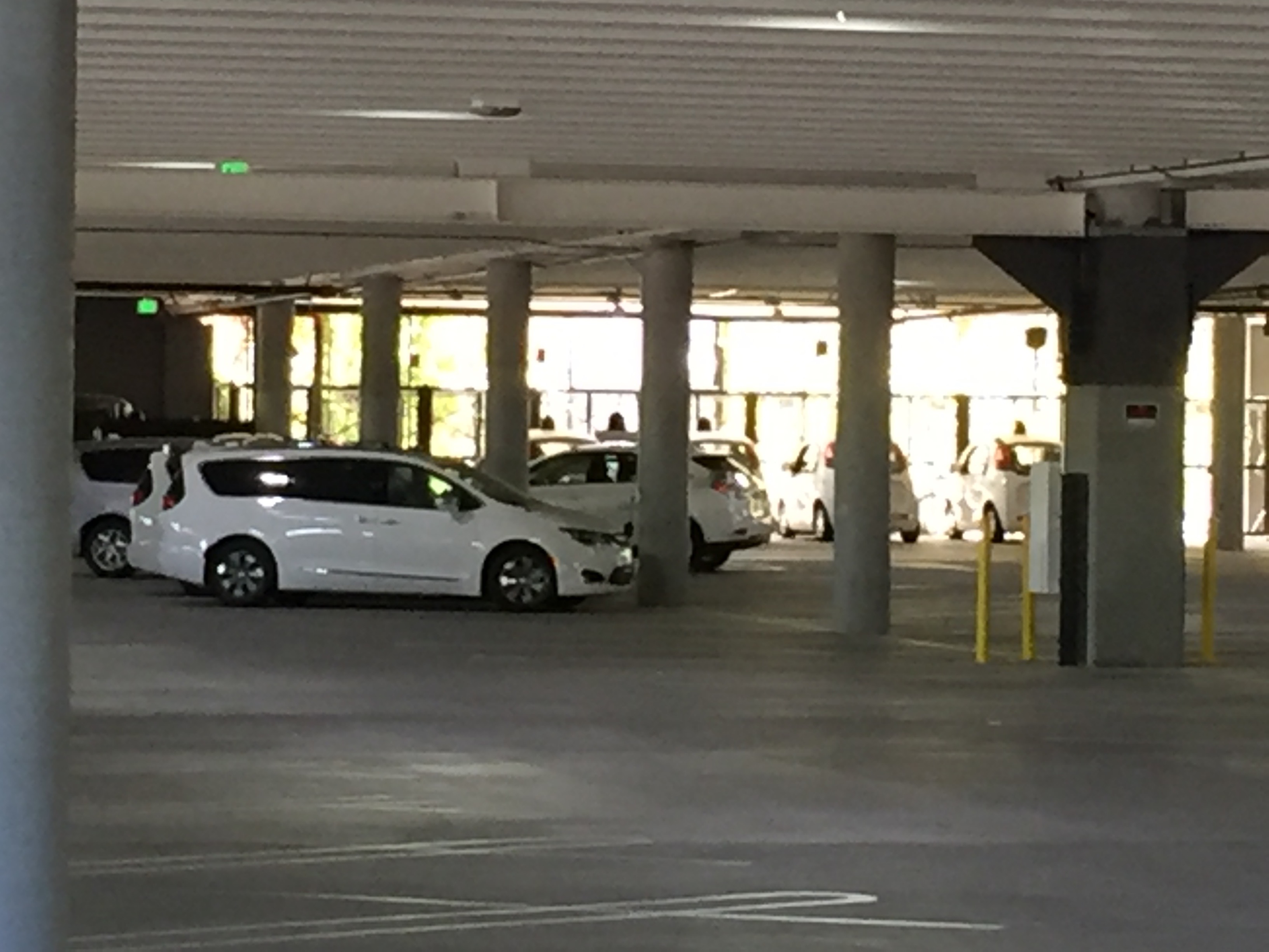 Google starts deploying its self-driving Chrysler Pacifica minivans ...