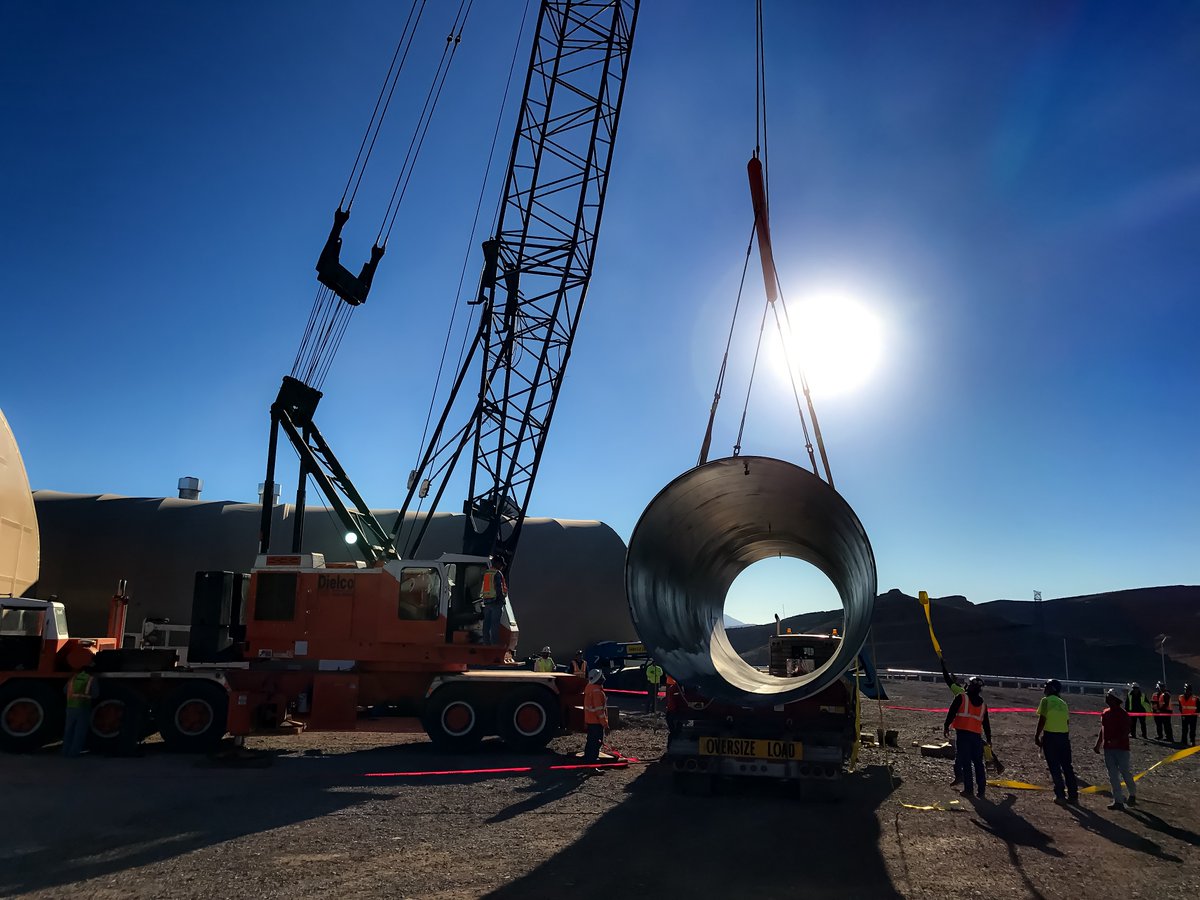 Hyperloop One installs the first tube of its 'DevLoop' in Las Vegas ...