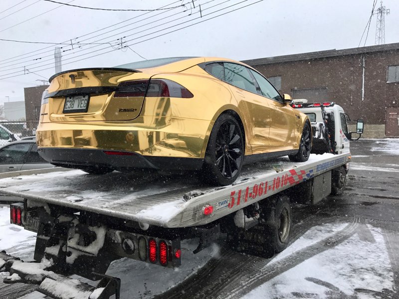 A Tesla fit for President Trump: gallery of new gold chrome wrapped ...