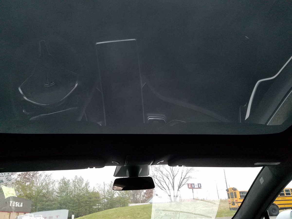 Here's a better look at Tesla's new Model 3-like all-glass roof for ...