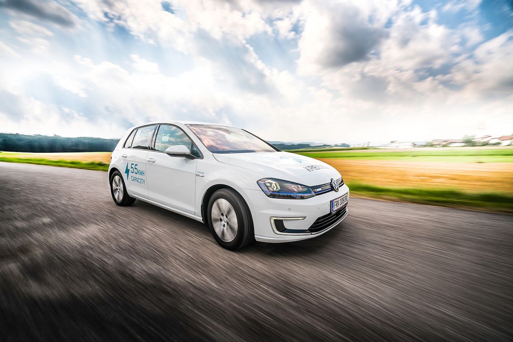 VW e-Golf with 55 kWh battery pack for over 200 miles of range ...
