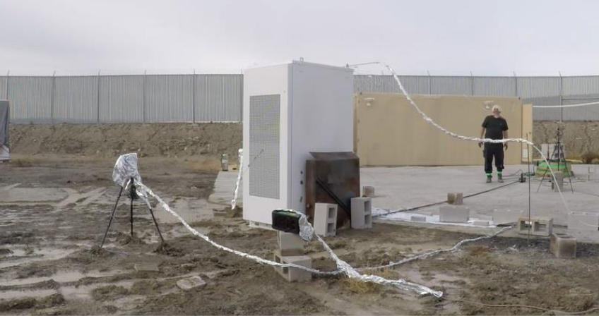 Tesla set fire to a Powerpack to test its safety features - the results ...