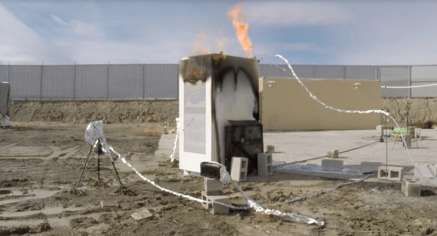 Tesla set fire to a Powerpack to test its safety features - the results ...