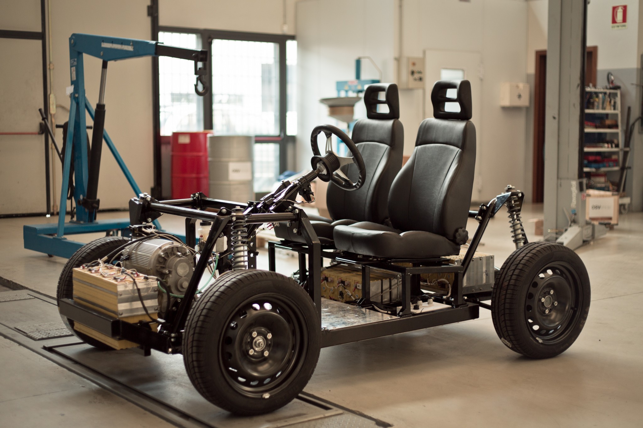 A $12,000 open-source hardware platform to develop electric vehicles ...