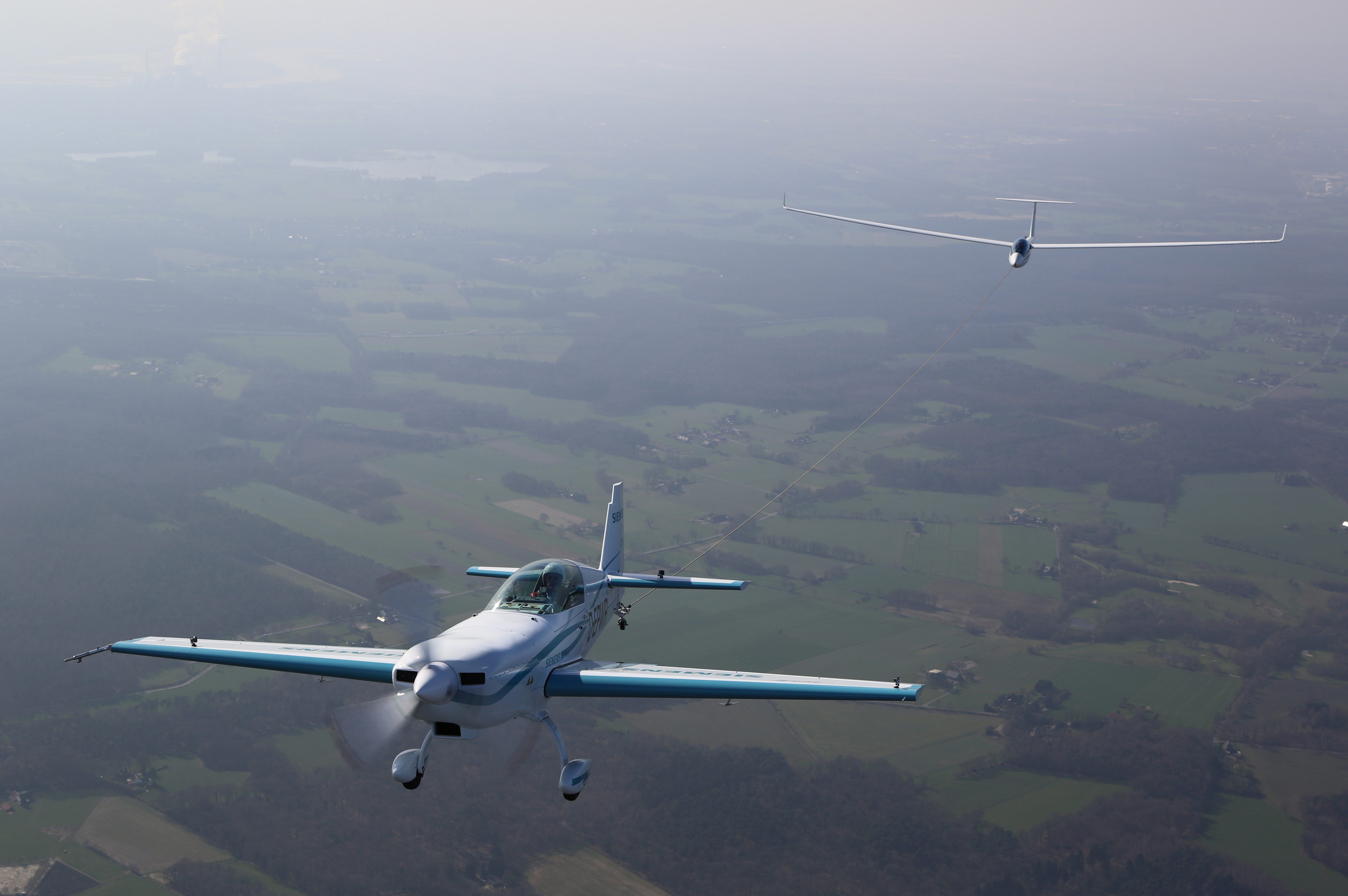 All-electric plane sets new records: top speed of 340 km/h (211 mph ...