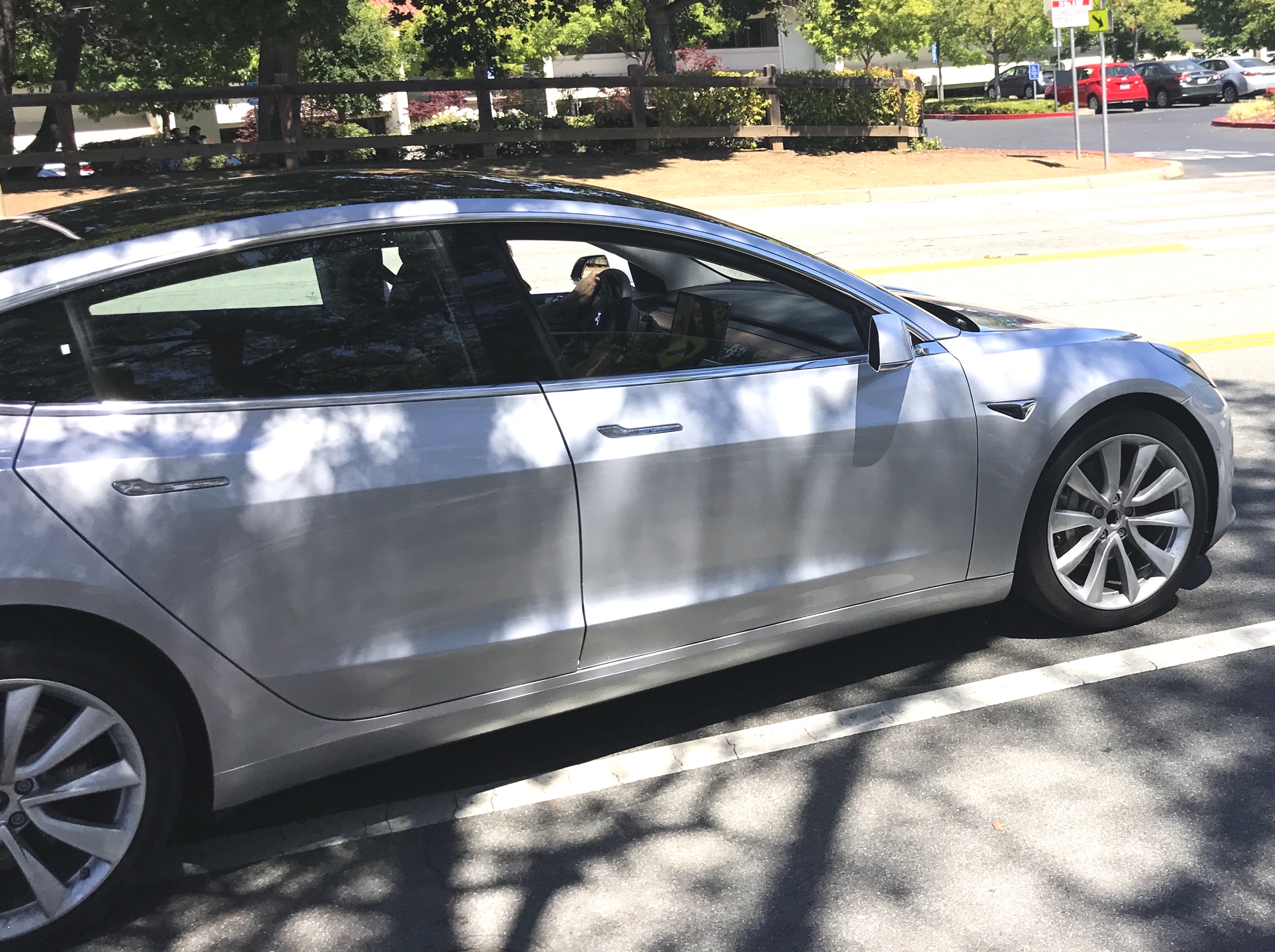 Tesla Model 3: new pictures of release candidate shows interior wood ...