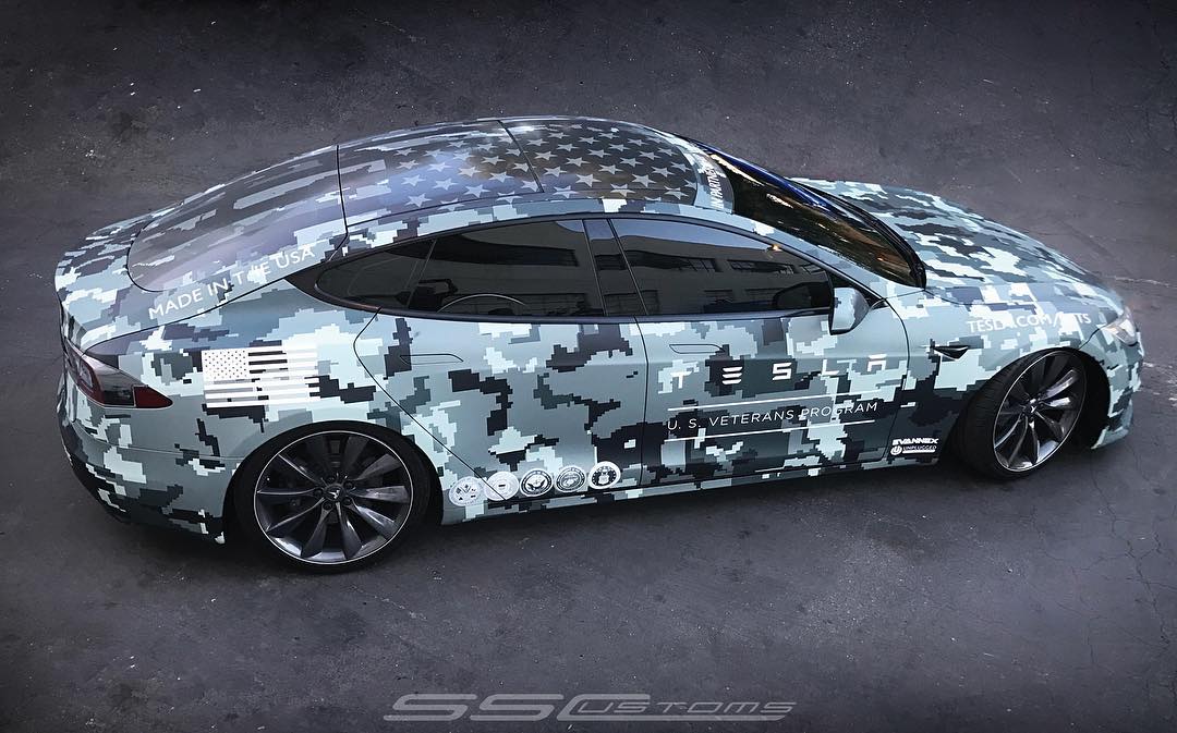 A Tesla Model X turns into Knight rider's KITT | Electrek