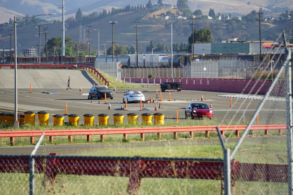 Tesla puts Model 3 through performance testing on Fremont track [Video ...