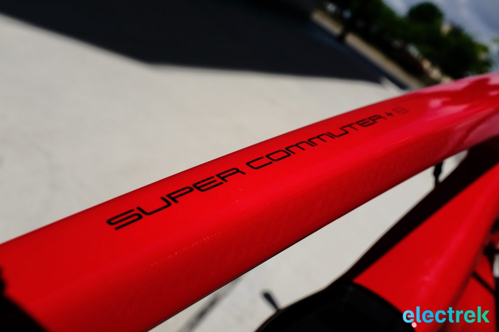 The Electrek Review: Is the Trek Super Commuter +8S super at commuting ...