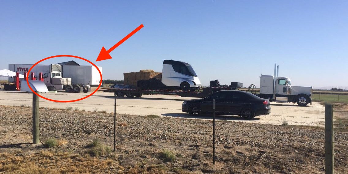 Tesla Semi working test mule potentially captured on video for first ...