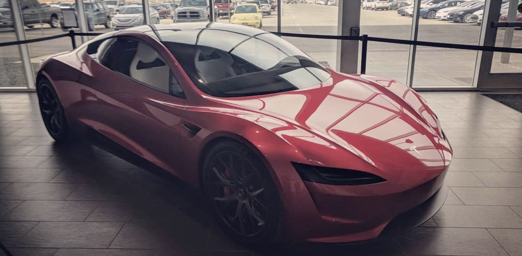 Tesla next-generation Roadster prototype shows up at Gigafactory 1 ...