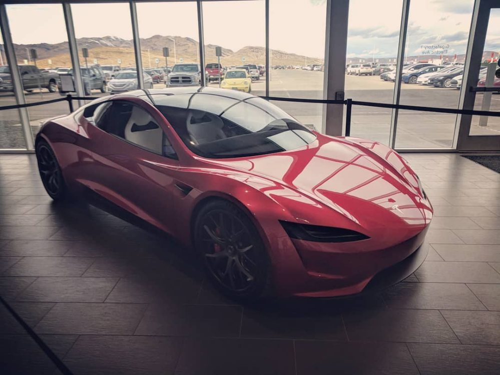 Tesla next-generation Roadster prototype shows up at Gigafactory 1 ...