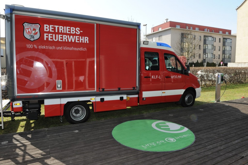 Kreisel unveils an all-electric fire engine - why not? | Electrek