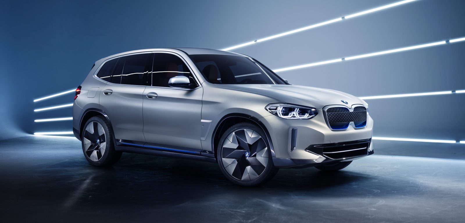 BMW Unveils New All electric IX3 SUV With 250 Miles Of Range And 150 KW BMW Unveils New All electric IX3 SUV With 250 Miles Of Range And 150 KW