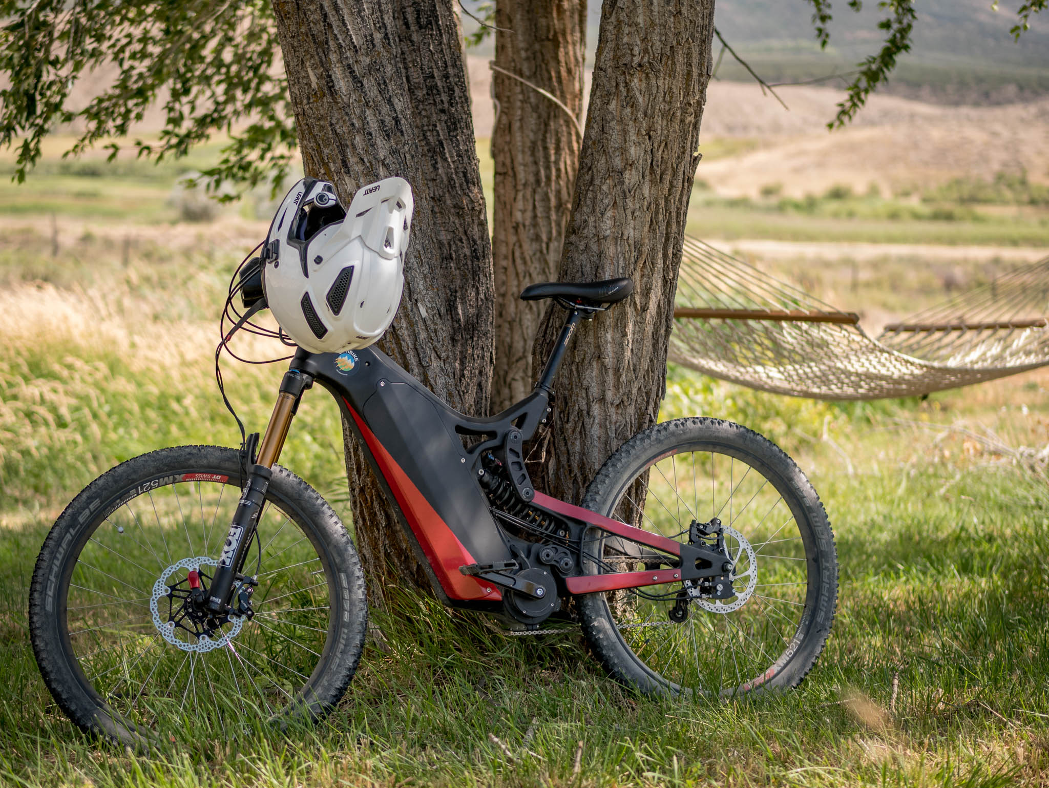 Optibike's new carbon fiber R15C w/ 3.35 hp and 100-mile range may be ...