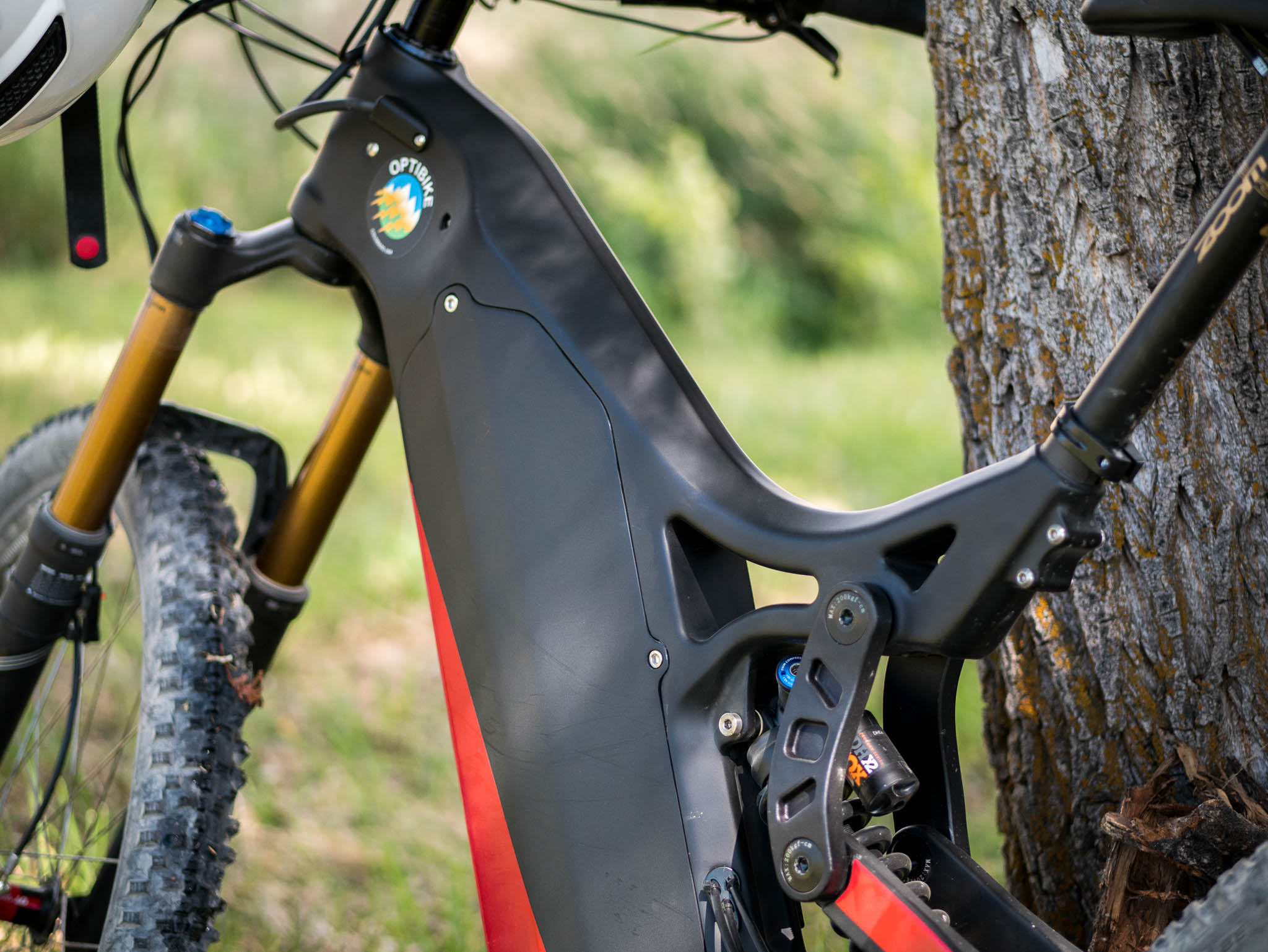 Optibike's new carbon fiber R15C w/ 3.35 hp and 100-mile range may be ...