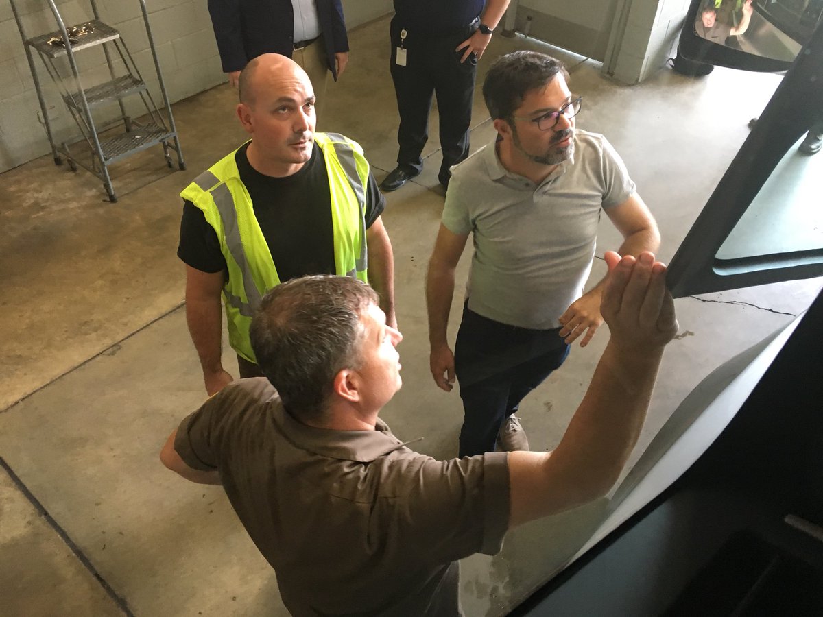 Watch Tesla Semi get test driven by UPS: 'one smooth ride', they say ...