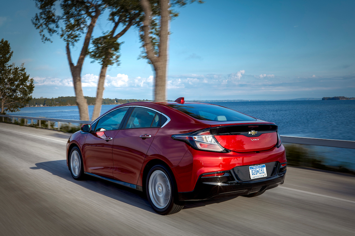The 2019 Chevy Volt enables you to get more all-electric mileage | Electrek