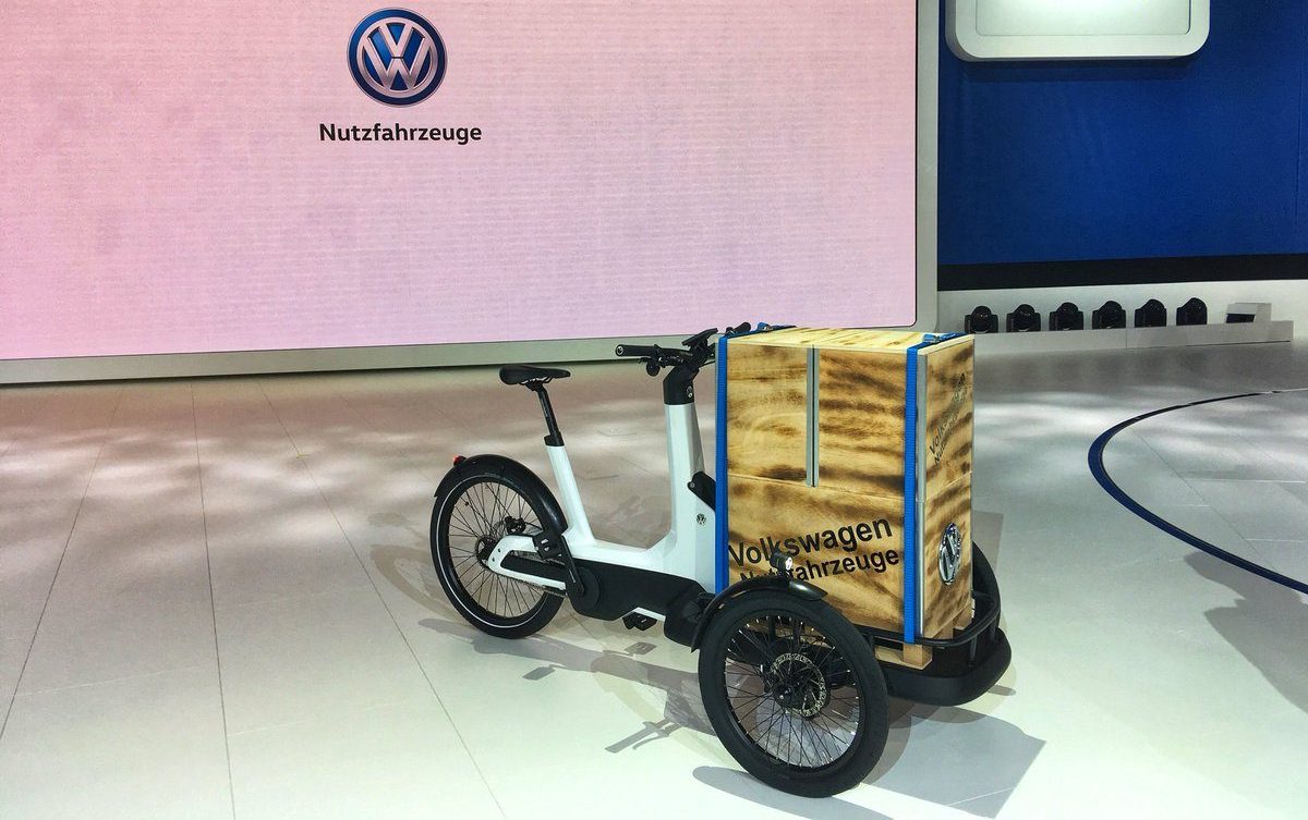 VW unveils a series of new commercial all-electric vehicles: I.D. BUZZ ...