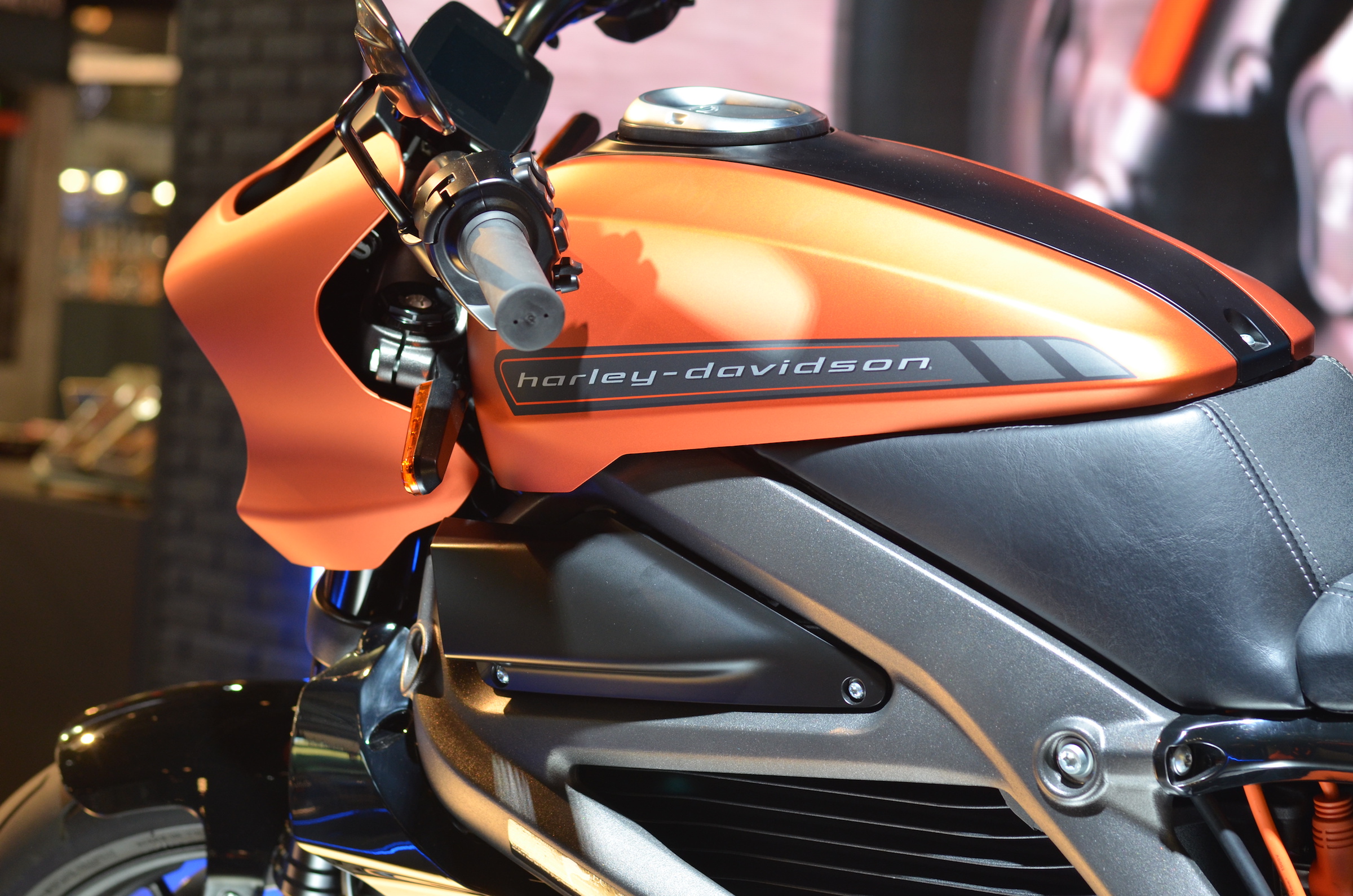 Close look at the new Harley-Davidson LiveWire electric motorcycle ...