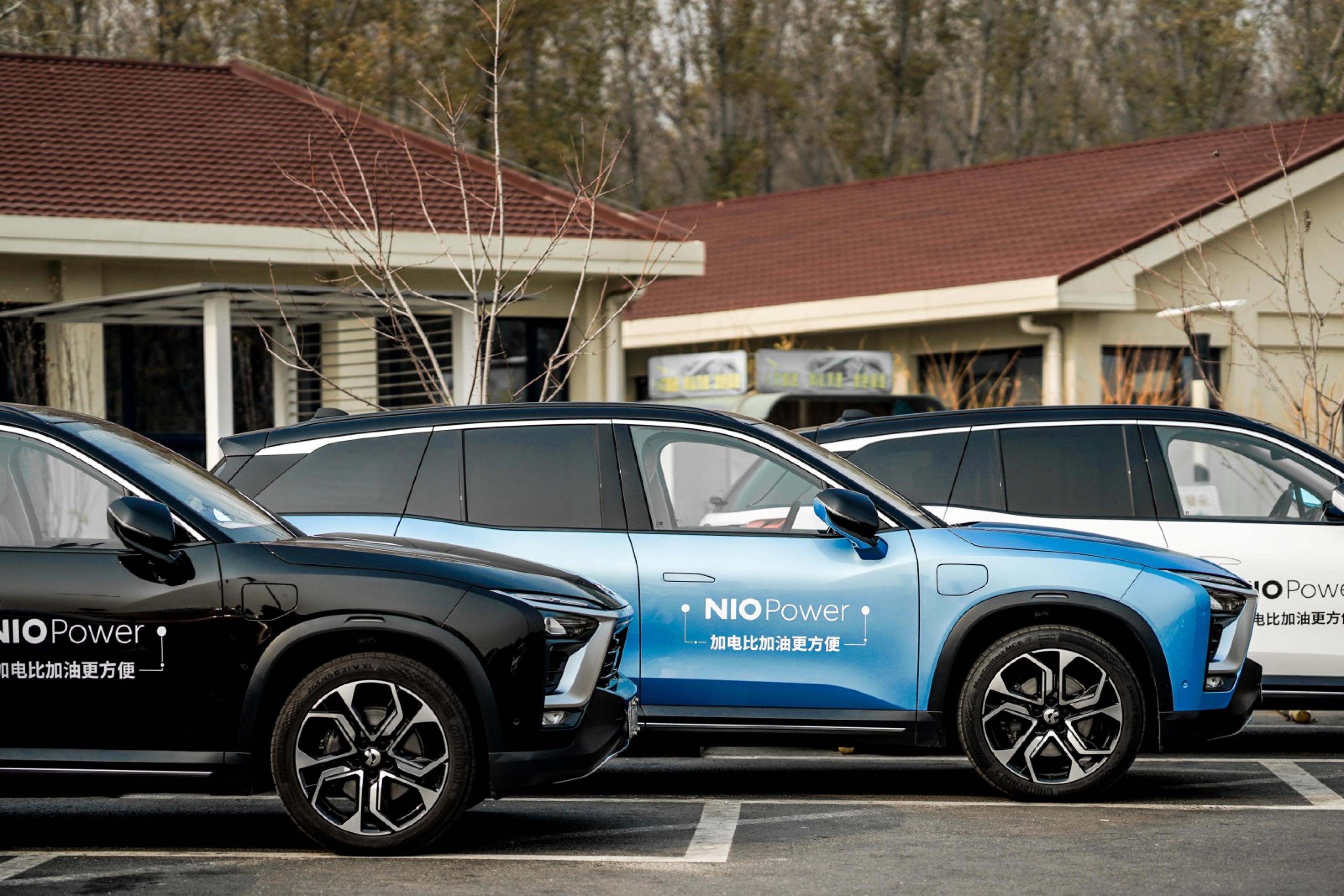 Nio deploys 18 battery swap stations covering 2,000+ km expressway ...