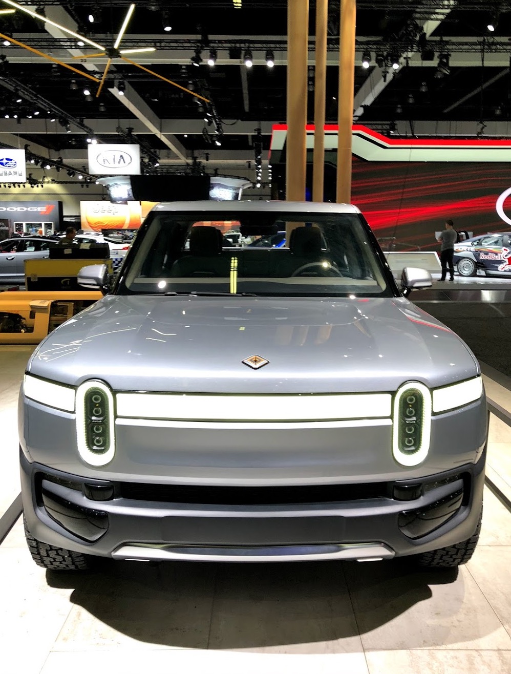 Closer look at Rivian's R1T all-electric pickup truck and why I ordered it