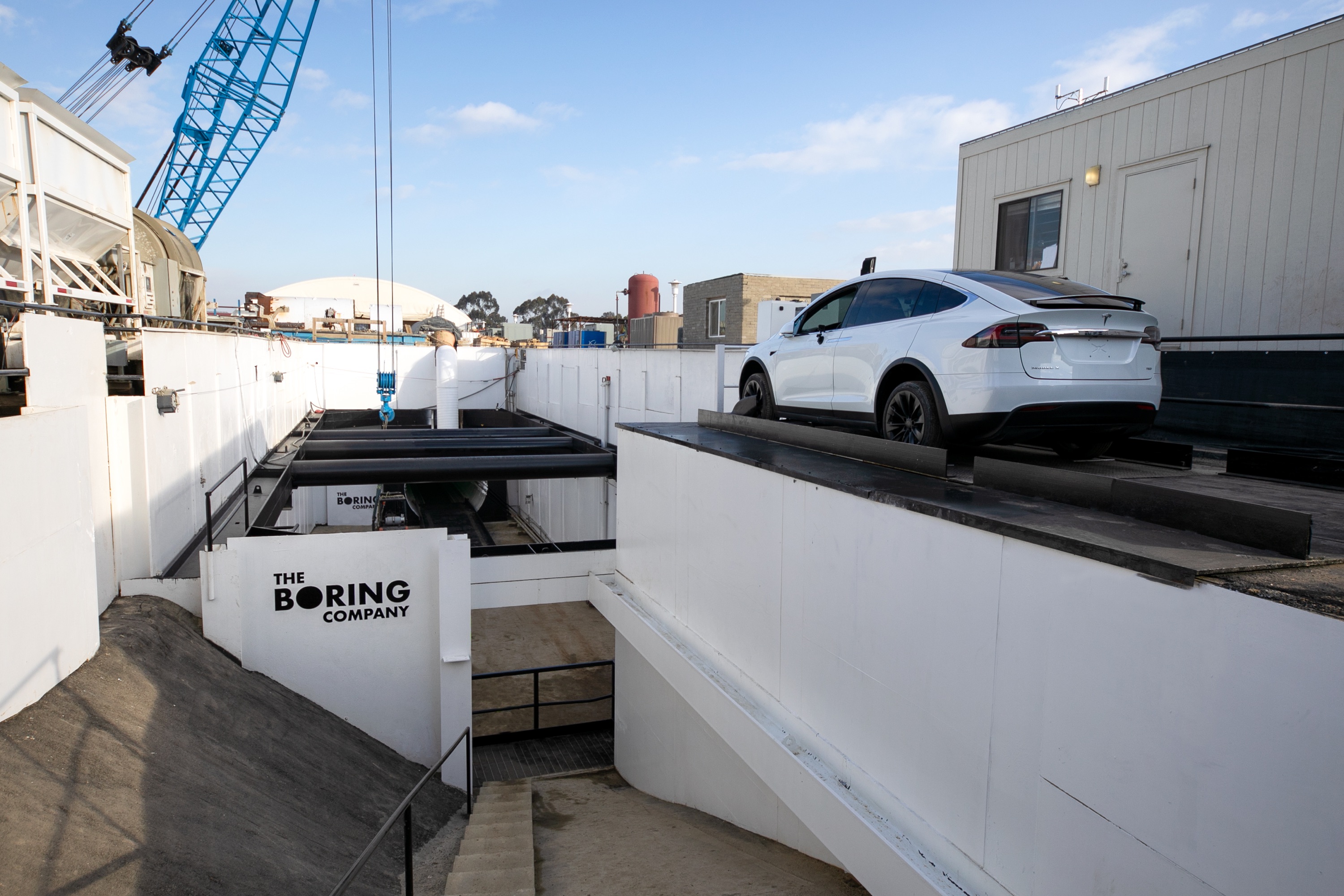 Elon Musk's Boring Company unveils first tunnel with Tesla vehicles on ...