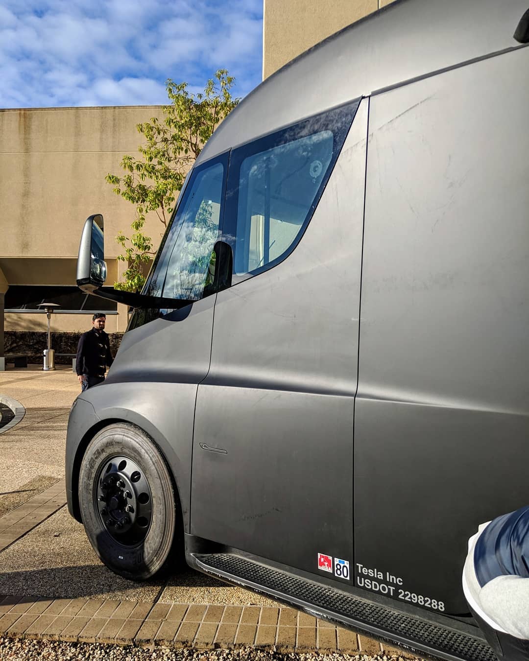 Tesla Semi black prototype comes back, charges from 5 Superchargers at ...